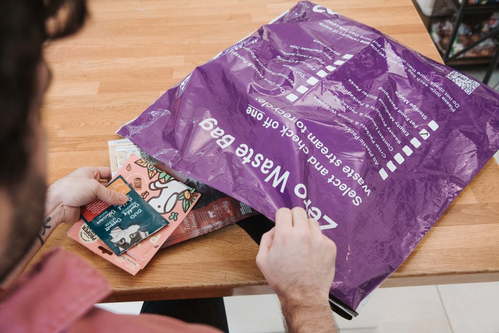 UK FIRST: Zero Waste Bag Launched For Brits To Recycle The ...